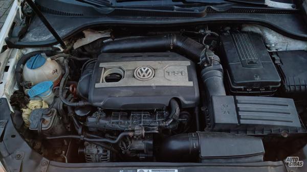 Фольксваген Гольф 2009 в Вильнюс на AUTOMOTO.COM.LV Фольксваген Гольф 2009 в Вильнюс, объемом двигателя 1.80 л и пробегом 229 тыс. км за 3500 €, фото 6 на AUTOMOTO.COM.LV
