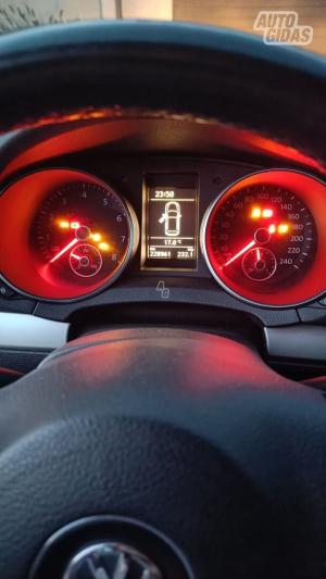 Volkswagen Golf 2009 in Vilnius, with an engine capacity of 1.80 L and mileage of 229 thousand km for 3500 €, photo 8 on AUTOMOTO.COM.LV