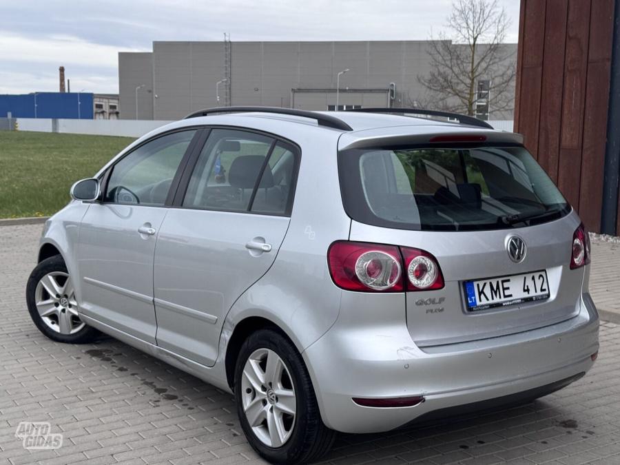 Volkswagen Golf 2010 Kauņa, ar dzinēja tilpumu 1.40 L un nobraukumu 160 tūkst. km par 1499 €, foto 4 vietnē AUTOMOTO.COM.LV