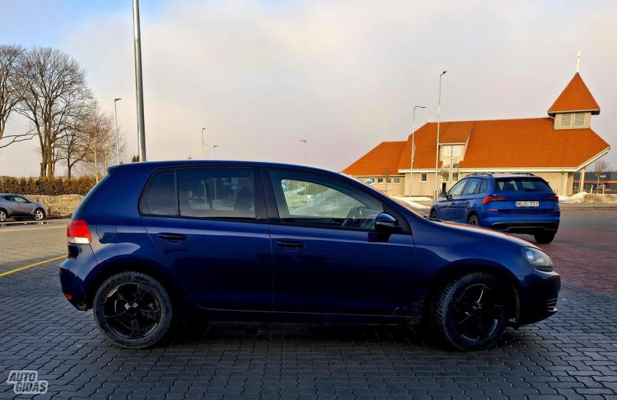 Volkswagen Golf 2010 Klaipėda, ar dzinēja tilpumu 1.60 L un nobraukumu 214 tūkst. km par 2800 €, foto 5 vietnē AUTOMOTO.COM.LV