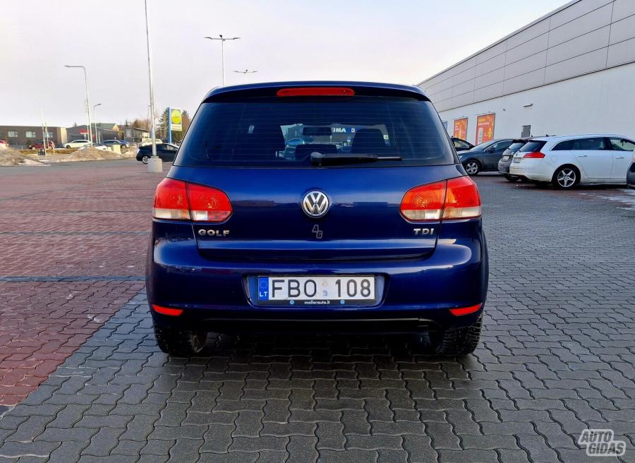 Volkswagen Golf 2010 Klaipėda, ar dzinēja tilpumu 1.60 L un nobraukumu 214 tūkst. km par 2800 €, foto 8 vietnē AUTOMOTO.COM.LV