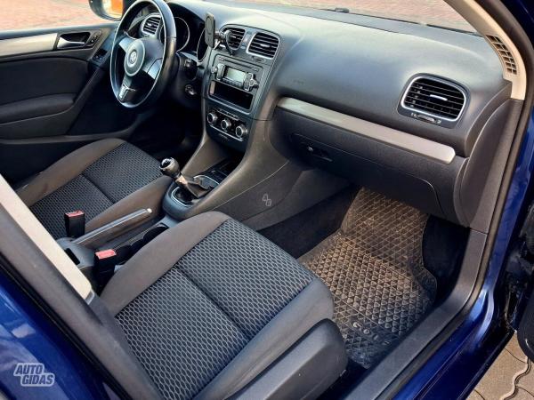 Volkswagen Golf 2010 in Klaipeda, with an engine capacity of 1.60 L and mileage of 214 thousand km for 2800 €, photo 9 on AUTOMOTO.COM.LV