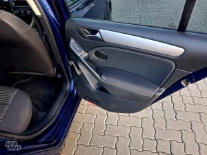 Volkswagen Golf 2010 Klaipėda, ar dzinēja tilpumu 1.60 L un nobraukumu 214 tūkst. km par 2800 €, foto 13 vietnē AUTOMOTO.COM.LV