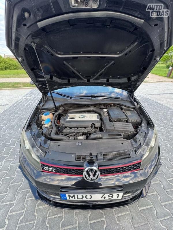 Volkswagen Golf 2010 in Jurbarkas, with an engine capacity of 2.00 L and mileage of 239 thousand km for 7800 €, photo 9 on AUTOMOTO.COM.LV