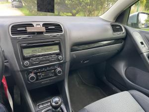 Volkswagen Golf 2010 in Kaunas, with an engine capacity of 1.60 L and mileage of 313 thousand km for 2500 €, photo 31 on AUTOMOTO.COM.LV