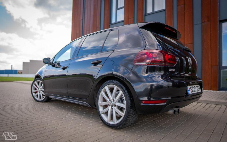 Volkswagen Golf 2010 Kauņa, ar dzinēja tilpumu 2.00 L un nobraukumu 300 tūkst. km par 6650 €, foto 5 vietnē AUTOMOTO.COM.LV