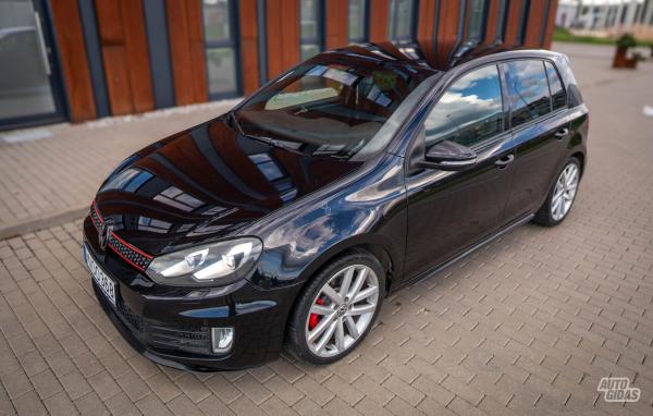 Volkswagen Golf 2010 Kauņa, ar dzinēja tilpumu 2.00 L un nobraukumu 300 tūkst. km par 6650 €, foto 5 vietnē AUTOMOTO.COM.LV