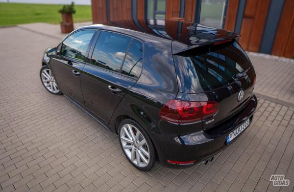 Volkswagen Golf 2010 Kauņa, ar dzinēja tilpumu 2.00 L un nobraukumu 300 tūkst. km par 6650 €, foto 6 vietnē AUTOMOTO.COM.LV