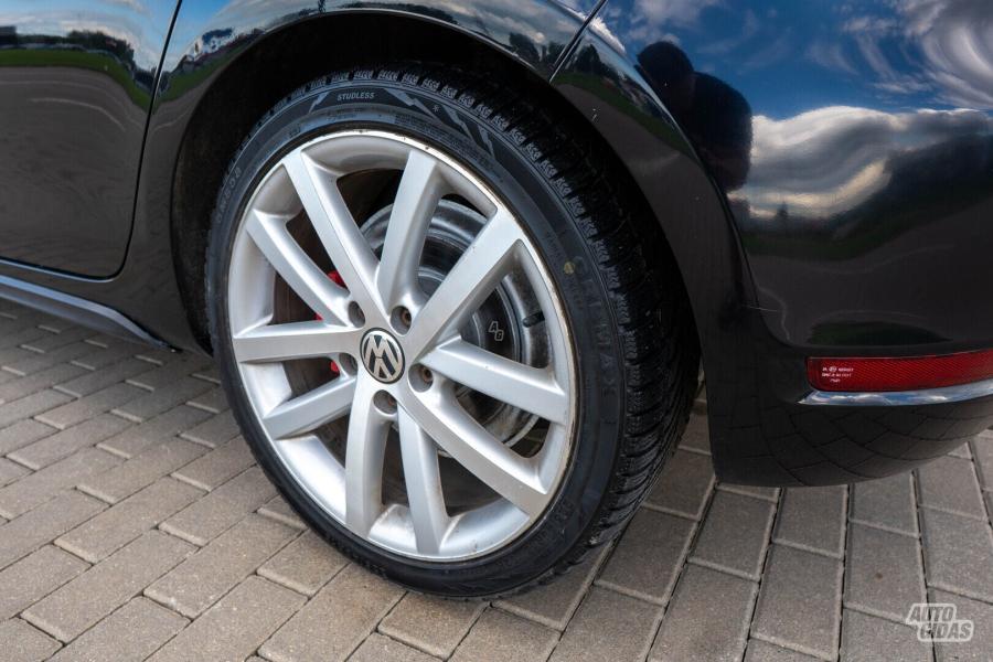 Volkswagen Golf 2010 Kauņa, ar dzinēja tilpumu 2.00 L un nobraukumu 300 tūkst. km par 6650 €, foto 9 vietnē AUTOMOTO.COM.LV