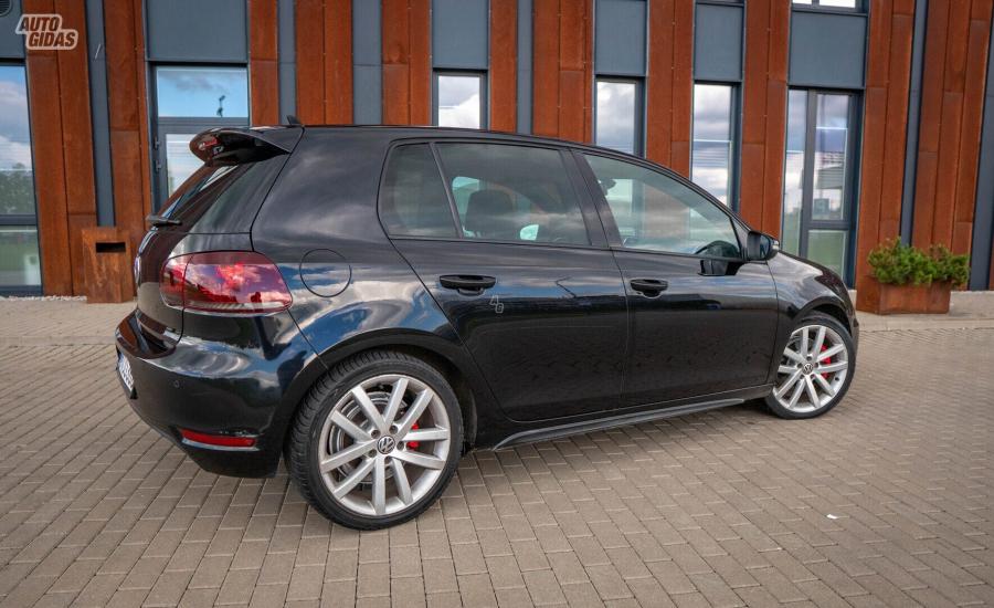 Volkswagen Golf 2010 Kauņa, ar dzinēja tilpumu 2.00 L un nobraukumu 300 tūkst. km par 6650 €, foto 23 vietnē AUTOMOTO.COM.LV