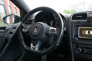 Volkswagen Golf 2010 Kauņa, ar dzinēja tilpumu 2.00 L un nobraukumu 300 tūkst. km par 6650 €, foto 27 vietnē AUTOMOTO.COM.LV