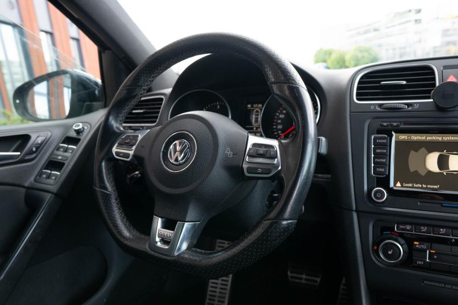 Volkswagen Golf 2010 in Kaunas, with an engine capacity of 2.00 L and mileage of 300 thousand km for 6650 €, photo 27 on AUTOMOTO.COM.LV