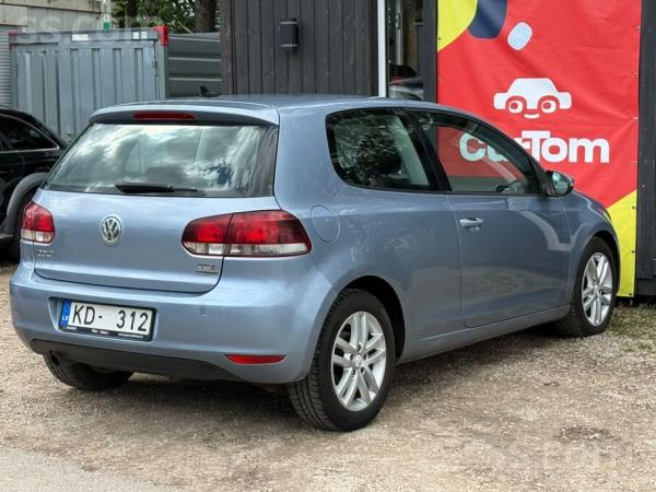 Volkswagen Golf 2010 in Riga, with an engine capacity of 1.60 L and mileage of 327 thousand km for 2700 €, photo 4 on AUTOMOTO.COM.LV