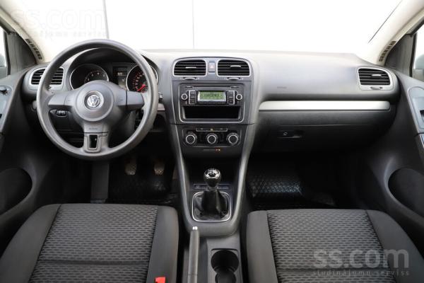 Volkswagen Golf 2010 in Tukums, with an engine capacity of 1.40 L and mileage of 0 thousand km for 1550 €, photo 5 on AUTOMOTO.COM.LV