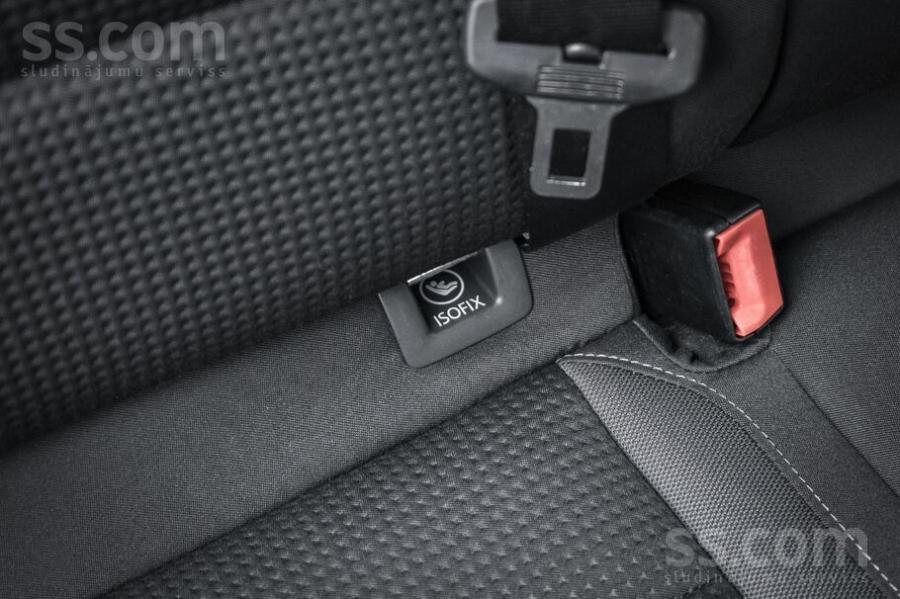 Volkswagen Golf 2010 Rīga, ar dzinēja tilpumu 1.60 L un nobraukumu 272 tūkst. km par 4950 €, foto 16 vietnē AUTOMOTO.COM.LV