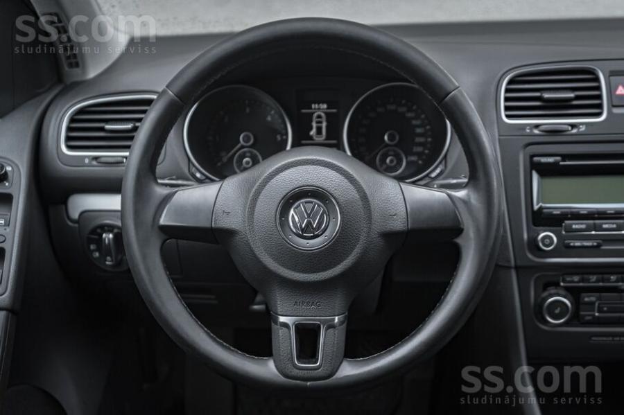 Volkswagen Golf 2010 Rīga, ar dzinēja tilpumu 1.60 L un nobraukumu 272 tūkst. km par 4950 €, foto 20 vietnē AUTOMOTO.COM.LV