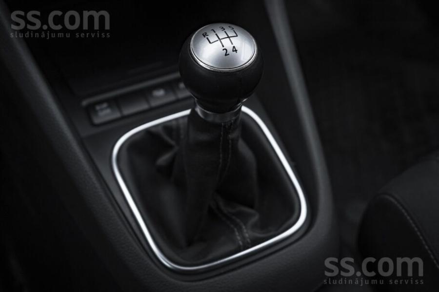 Volkswagen Golf 2010 Rīga, ar dzinēja tilpumu 1.60 L un nobraukumu 272 tūkst. km par 4950 €, foto 22 vietnē AUTOMOTO.COM.LV