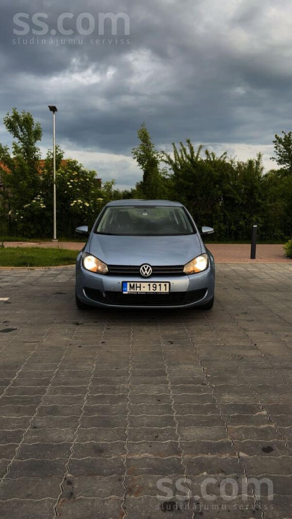 Volkswagen Golf 2010 in Jelgava, with an engine capacity of 1.40 L and mileage of 360 thousand km for 2500 €, photo 3 on AUTOMOTO.COM.LV