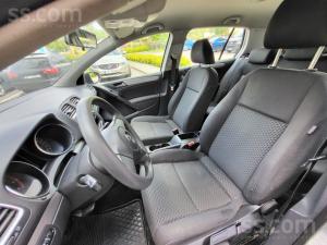 Volkswagen Golf 2010 Rīga, ar dzinēja tilpumu 1.40 L un nobraukumu 448 tūkst. km par 1390 €, foto 5 vietnē AUTOMOTO.COM.LV