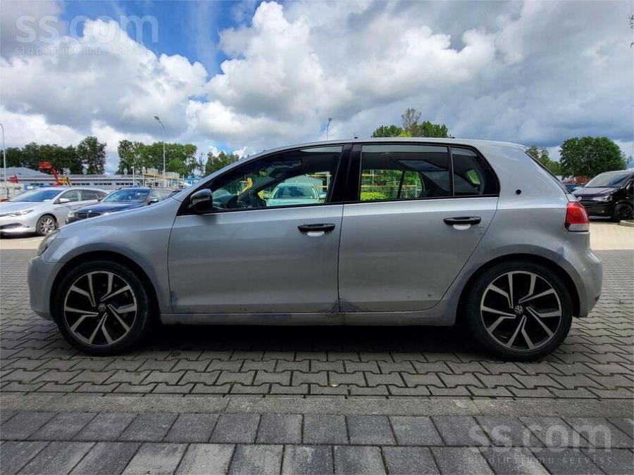 Volkswagen Golf 2010 Rīga, ar dzinēja tilpumu 1.40 L un nobraukumu 448 tūkst. km par 1390 €, foto 10 vietnē AUTOMOTO.COM.LV
