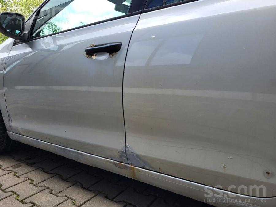 Volkswagen Golf 2010 Rīga, ar dzinēja tilpumu 1.40 L un nobraukumu 448 tūkst. km par 1390 €, foto 13 vietnē AUTOMOTO.COM.LV