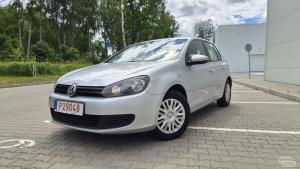 Volkswagen Golf 2010 Kauņa, ar dzinēja tilpumu 1.60 L un nobraukumu 235 tūkst. km par 4250 €, foto  vietnē AUTOMOTO.COM.LV