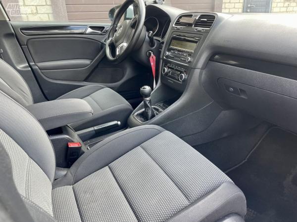 Volkswagen Golf 2010 in Kaunas, with an engine capacity of 1.60 L and mileage of 311 thousand km for 2300 €, photo 10 on AUTOMOTO.COM.LV