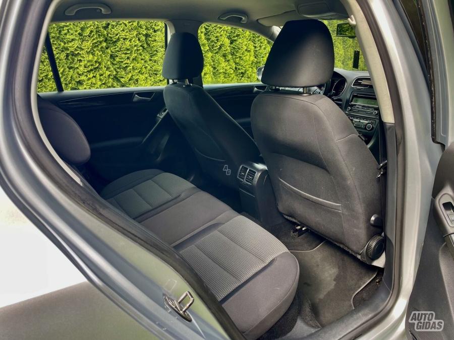 Volkswagen Golf 2010 in Kaunas, with an engine capacity of 1.60 L and mileage of 311 thousand km for 2300 €, photo 18 on AUTOMOTO.COM.LV