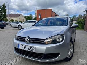 Volkswagen Golf 2010 in Kaunas, with an engine capacity of 1.60 L and mileage of 300 thousand km for 2150 €, photo 3 on AUTOMOTO.COM.LV