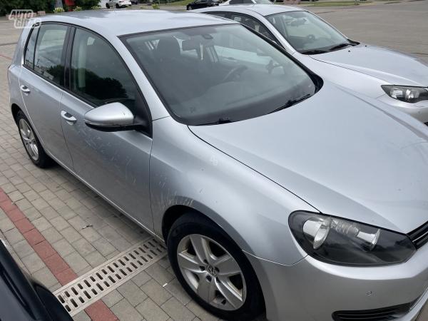 Volkswagen Golf 2010 in Kaunas, with an engine capacity of 1.60 L and mileage of 300 thousand km for 2150 €, photo 2 on AUTOMOTO.COM.LV