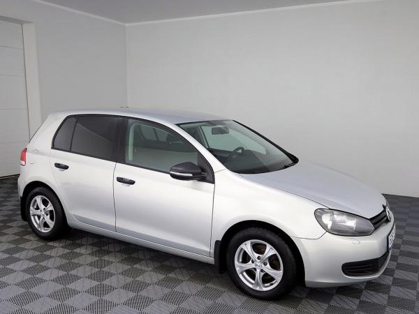 Volkswagen Golf 2010 in Tallinn, with an engine capacity of 1.20 L and mileage of 187 thousand km for 2799 €, photo 9 on AUTOMOTO.COM.LV