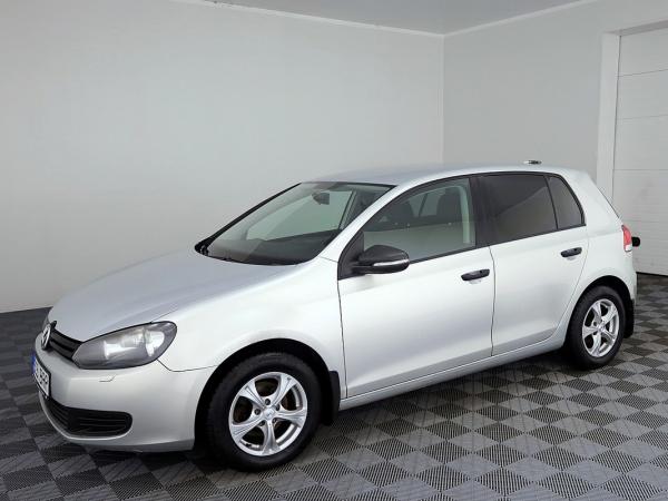 Volkswagen Golf 2010 in Tallinn, with an engine capacity of 1.20 L and mileage of 187 thousand km for 2799 €, photo 10 on AUTOMOTO.COM.LV