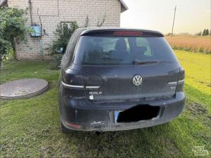 Volkswagen Golf 2010 in Marijampole, with an engine capacity of 1.60 L and mileage of 300 thousand km for 1050 €, photo 5 on AUTOMOTO.COM.LV