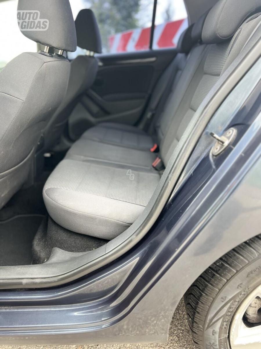 Volkswagen Golf 2010 Viļņa, ar dzinēja tilpumu 2.00 L un nobraukumu 345 tūkst. km par 3500 €, foto 10 vietnē AUTOMOTO.COM.LV