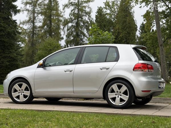 Volkswagen Golf 2010 in Kaunas, with an engine capacity of 1.60 L and mileage of 318 thousand km for 3299 €, photo 8 on AUTOMOTO.COM.LV