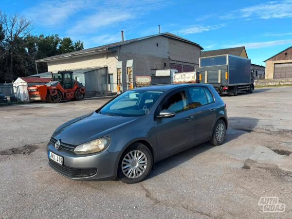 Volkswagen Golf 2010 Viļņa, ar dzinēja tilpumu 1.60 L un nobraukumu 350 tūkst. km par 1500 €, foto 1 vietnē AUTOMOTO.COM.LV