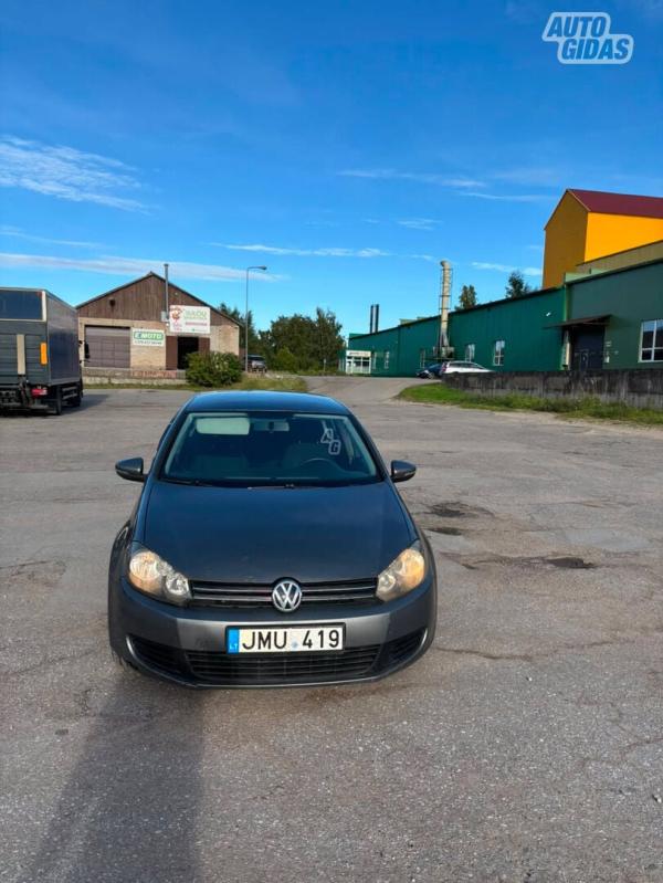 Volkswagen Golf 2010 Viļņa, ar dzinēja tilpumu 1.60 L un nobraukumu 350 tūkst. km par 1500 €, foto 3 vietnē AUTOMOTO.COM.LV