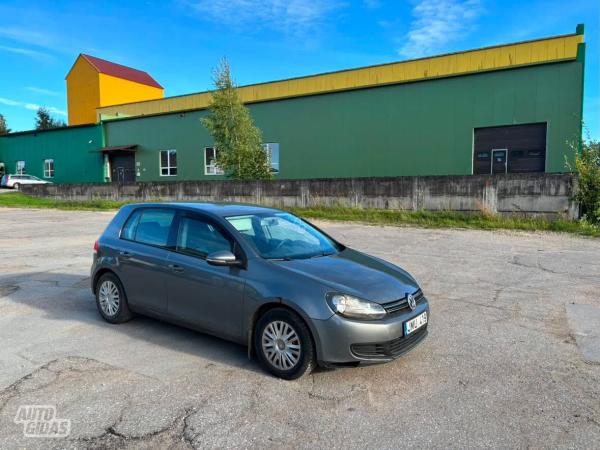 Volkswagen Golf 2010 Viļņa, ar dzinēja tilpumu 1.60 L un nobraukumu 350 tūkst. km par 1500 €, foto 4 vietnē AUTOMOTO.COM.LV