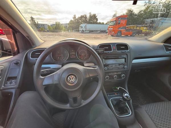 Volkswagen Golf 2010 Viļņa, ar dzinēja tilpumu 1.60 L un nobraukumu 350 tūkst. km par 1500 €, foto 10 vietnē AUTOMOTO.COM.LV