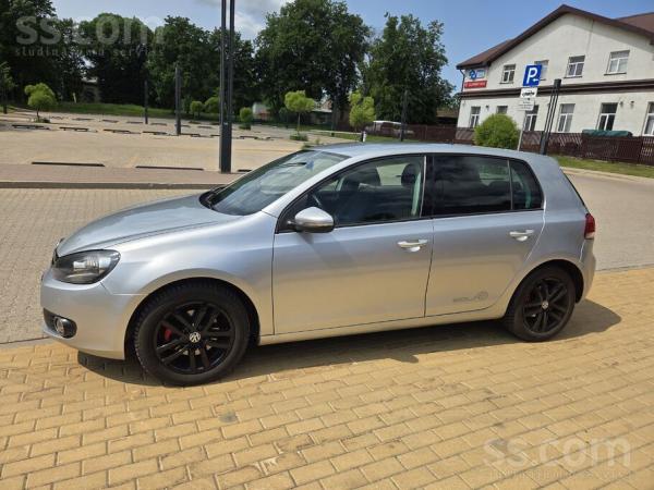 Volkswagen Golf 2011 Rīga, ar dzinēja tilpumu 1.60 L un nobraukumu 208 tūkst. km par 120 €, foto 5 vietnē AUTOMOTO.COM.LV