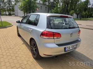 Volkswagen Golf 2011 Rīga, ar dzinēja tilpumu 1.60 L un nobraukumu 208 tūkst. km par 120 €, foto 6 vietnē AUTOMOTO.COM.LV