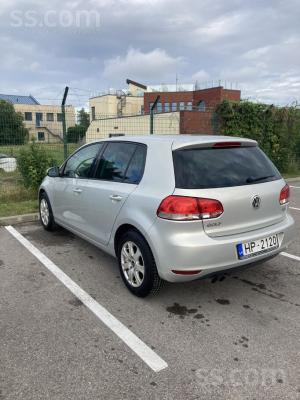 Volkswagen Golf 2011 in Liepaja, with an engine capacity of 1.40 L and mileage of 201 thousand km for 3200 €, photo 3 on AUTOMOTO.COM.LV