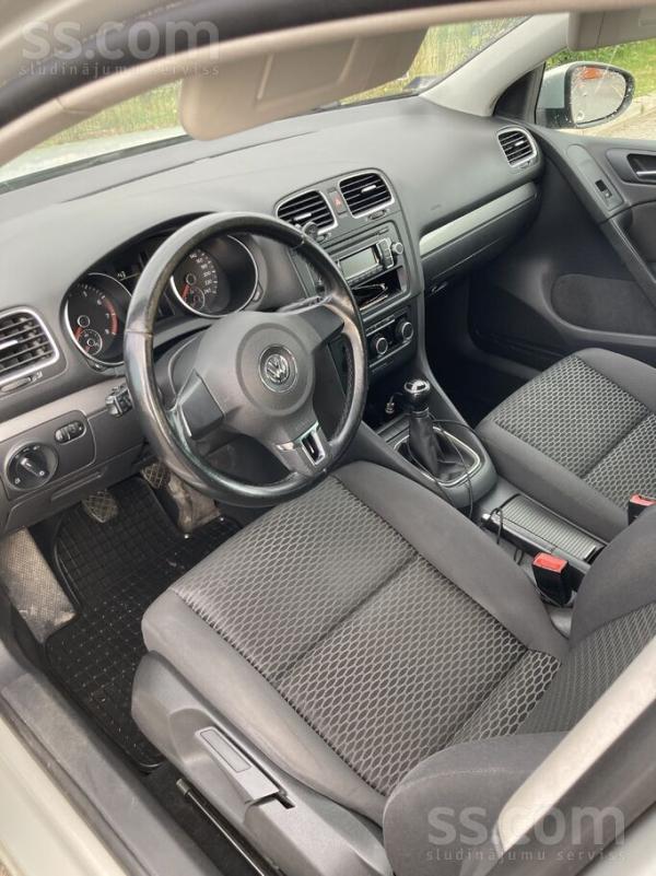 Volkswagen Golf 2011 in Liepaja, with an engine capacity of 1.40 L and mileage of 201 thousand km for 3200 €, photo 7 on AUTOMOTO.COM.LV