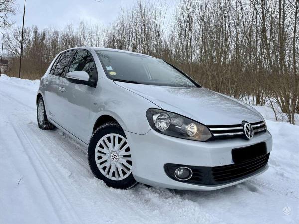 Volkswagen Golf 2011 Šauļi, ar dzinēja tilpumu 1.60 L un nobraukumu 350 tūkst. km par 3950 €, foto 4 vietnē AUTOMOTO.COM.LV