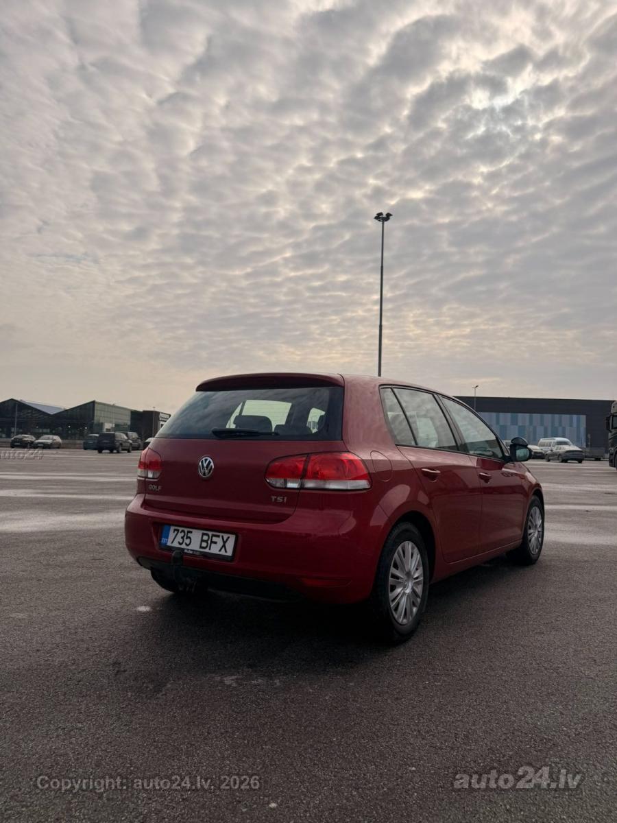 Volkswagen Golf 2011 in Tallinn, with an engine capacity of 1.20 L and mileage of 288 thousand km for 3400 €, photo 4 on AUTOMOTO.COM.LV
