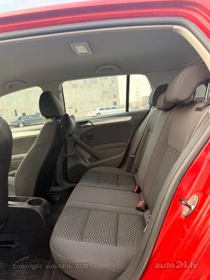 Volkswagen Golf 2011 in Tallinn, with an engine capacity of 1.20 L and mileage of 288 thousand km for 3400 €, photo 6 on AUTOMOTO.COM.LV