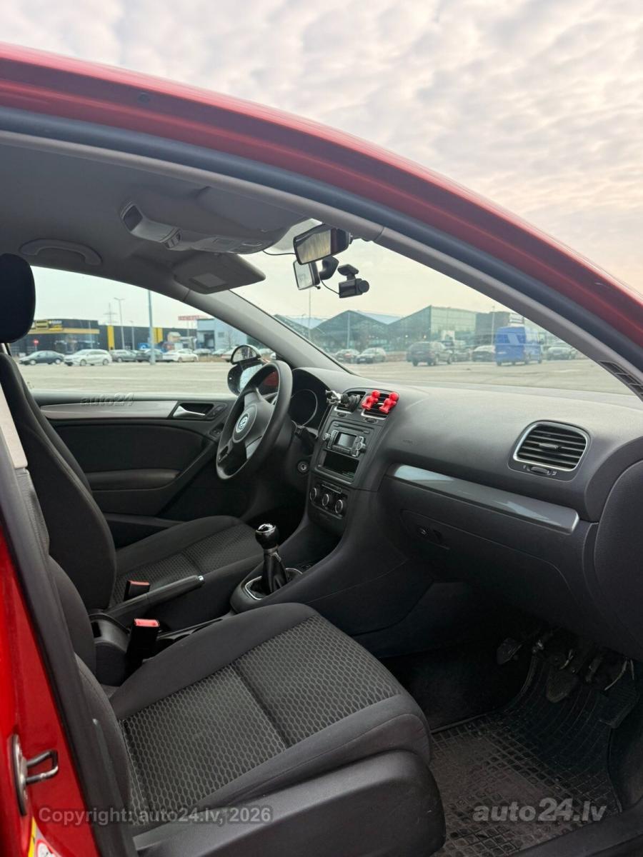Volkswagen Golf 2011 in Tallinn, with an engine capacity of 1.20 L and mileage of 288 thousand km for 3400 €, photo 7 on AUTOMOTO.COM.LV