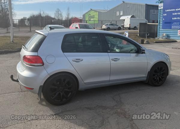 Volkswagen Golf 2011 in Tallinn, with an engine capacity of 1.60 L and mileage of 224 thousand km for 5000 €, photo 3 on AUTOMOTO.COM.LV