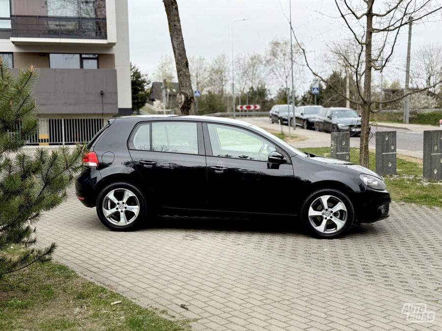 Volkswagen Golf 2011 in Vilnius, with an engine capacity of 1.90 L and mileage of 201 thousand km for 3900 €, photo 4 on AUTOMOTO.COM.LV