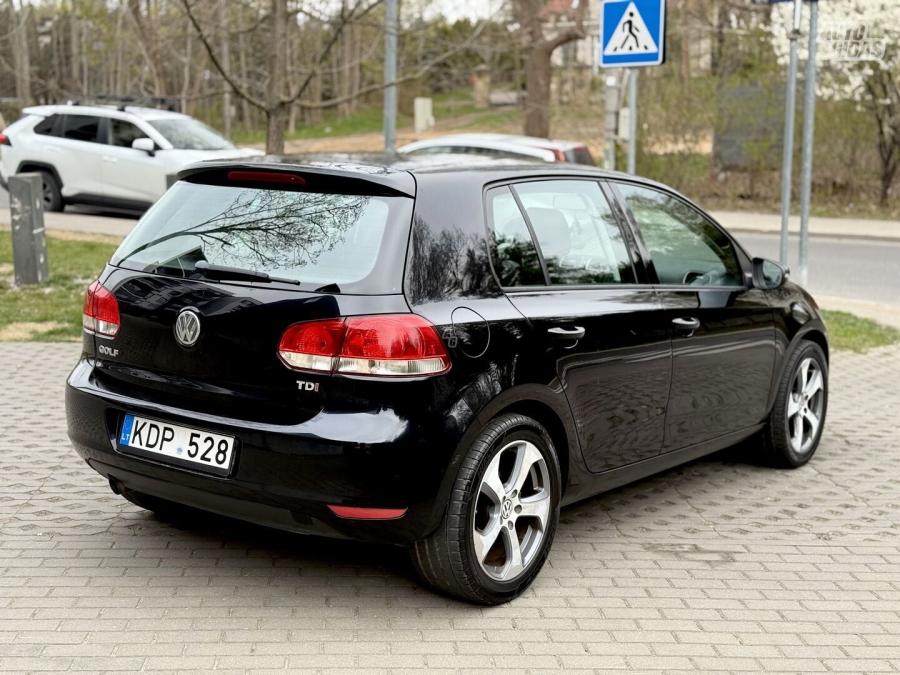 Volkswagen Golf 2011 in Vilnius, with an engine capacity of 1.90 L and mileage of 201 thousand km for 3900 €, photo 6 on AUTOMOTO.COM.LV